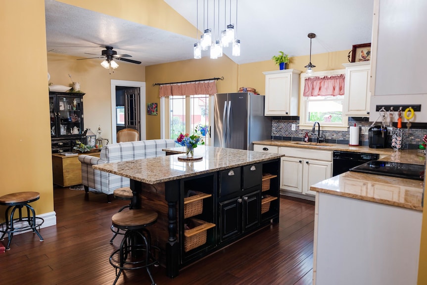 Spacious Farmhouse Beautifully Decorated Waiting For Laughs And Memories - Hinterland Music Festival