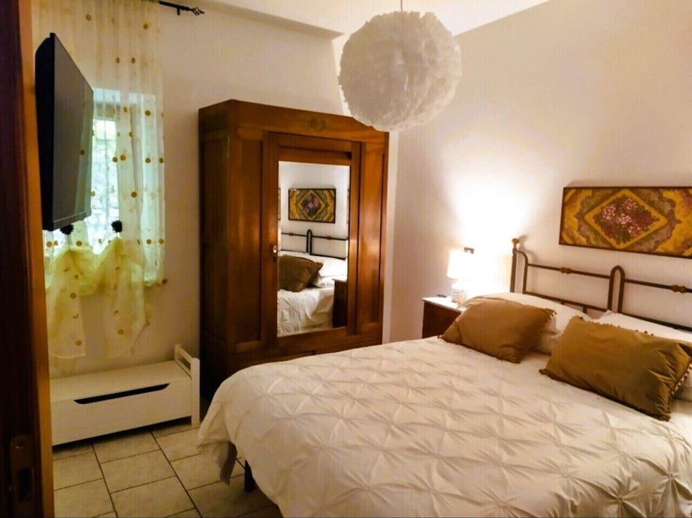 Fabulous Apartment In The Historic Center, Bright And With Easy Parking - Spoleto