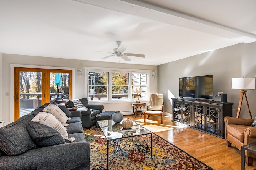 Huge Waterbury Home Near Stowe Mountain / Views & Sauna - State of Vermont, Waterbury