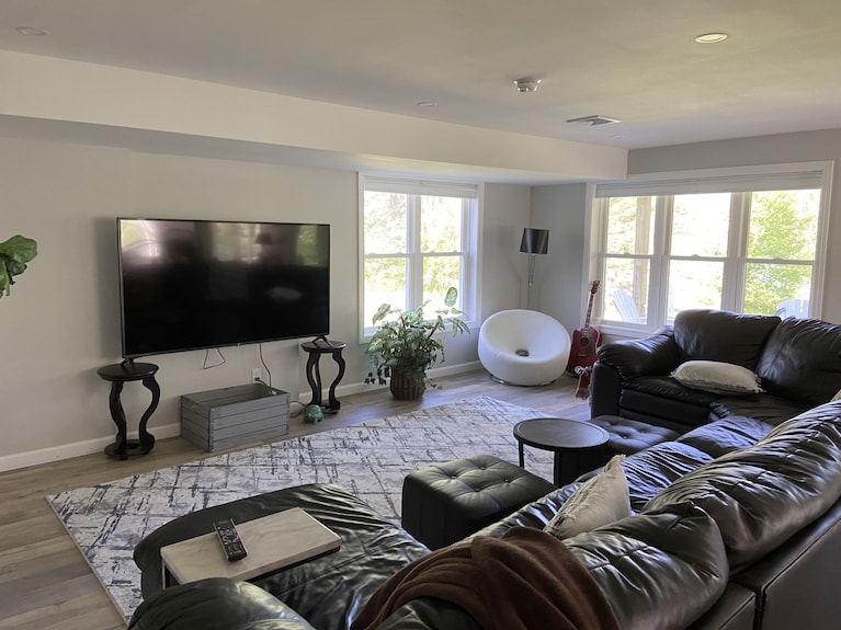 New Lakefront House - Ferris Wheel, Jefferson