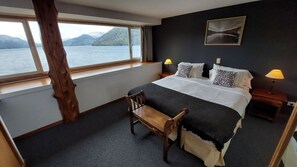 Quarto Duplo Standard | Berço de viagem, Wi-fi grátis, roupa de cama fornecida 