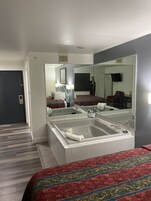 Suite-Estúdio Standard | Secretária, Wi-fi grátis, roupa de cama fornecida 
