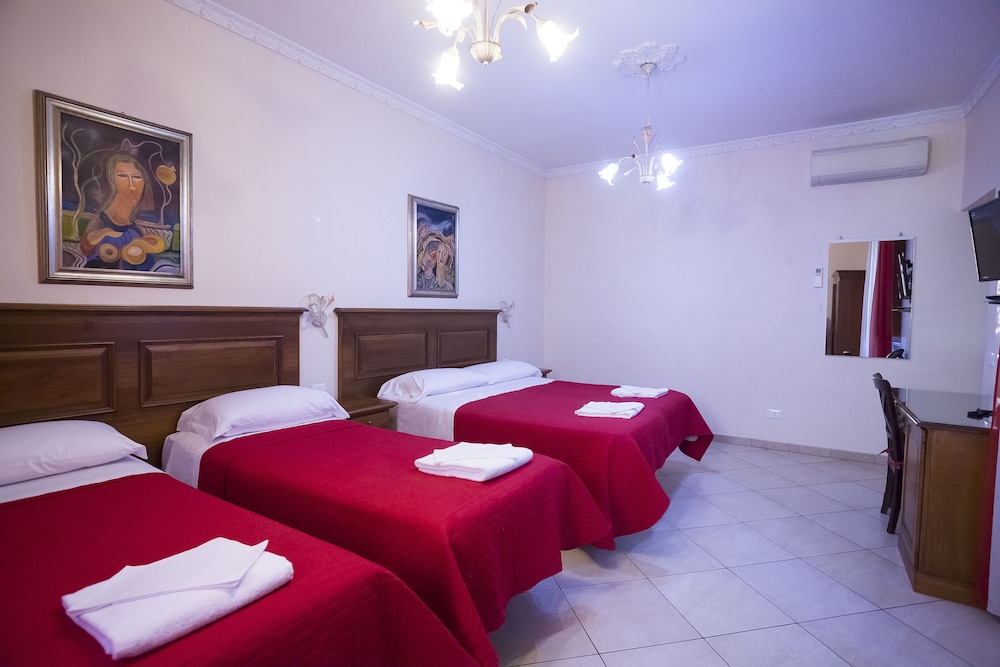 Anthony House Via Villafranca - Roma