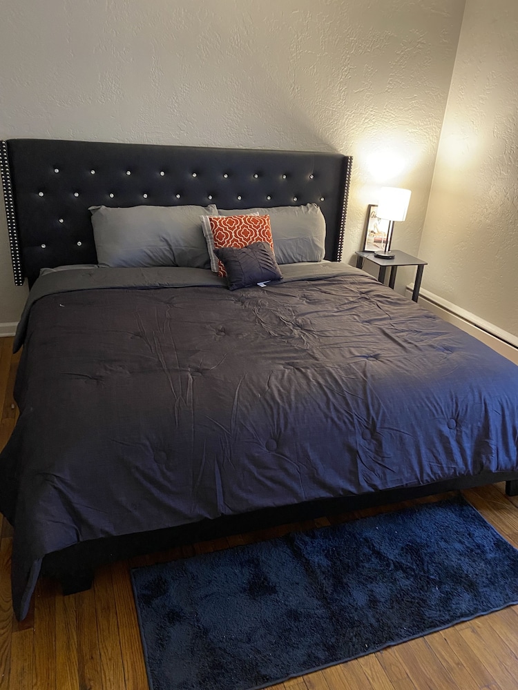 Fully Furnished 2 Beds 1 Bad Apt Near To Hospital - Rochester, NY