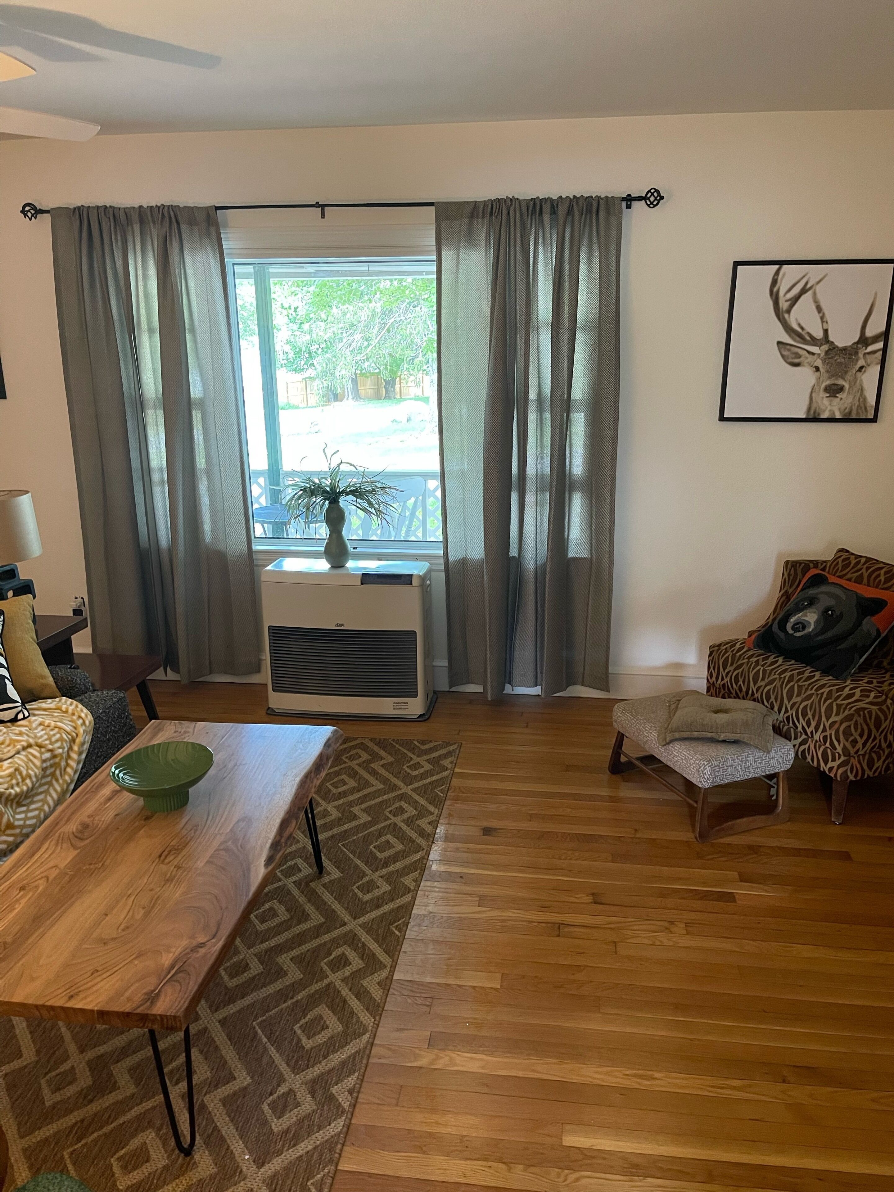 Black Mt Home, Minutes To Downtown, Fenced Yard - Black Mountain, NC