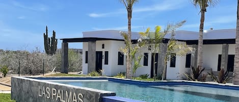 Fachada da propriedade