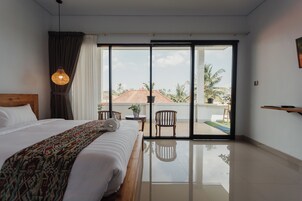 Quarto casal luxo, vista para o jardim | Escrivaninha, Wi-Fi de cortesia, roupa de cama