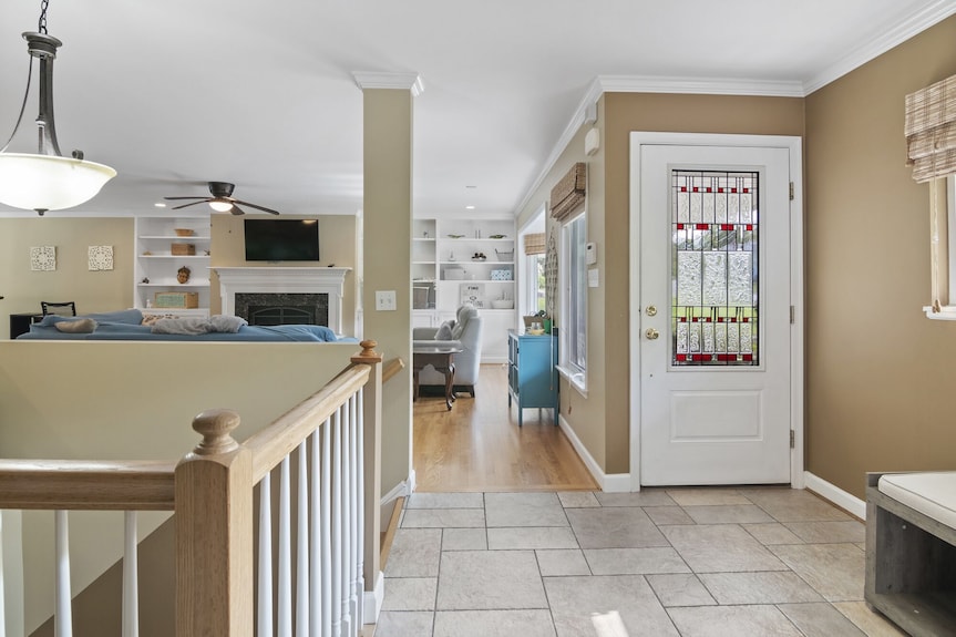 Open Floor Plan In Silver Spring - Columbia, MD