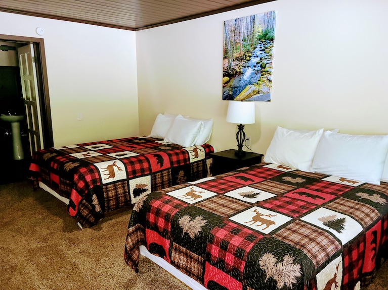 Lynnhurst Resort Motel #9...dog Friendly Jet Ski Rentals On Site - Kentucky Lake