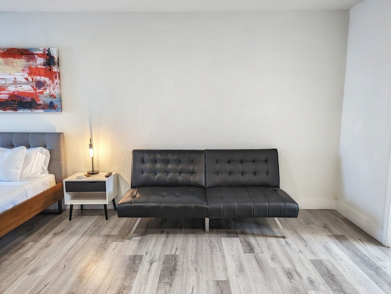 Open-concept Studio 207 | 482 Feet To Sand & Surf! - Deerfield Beach, FL