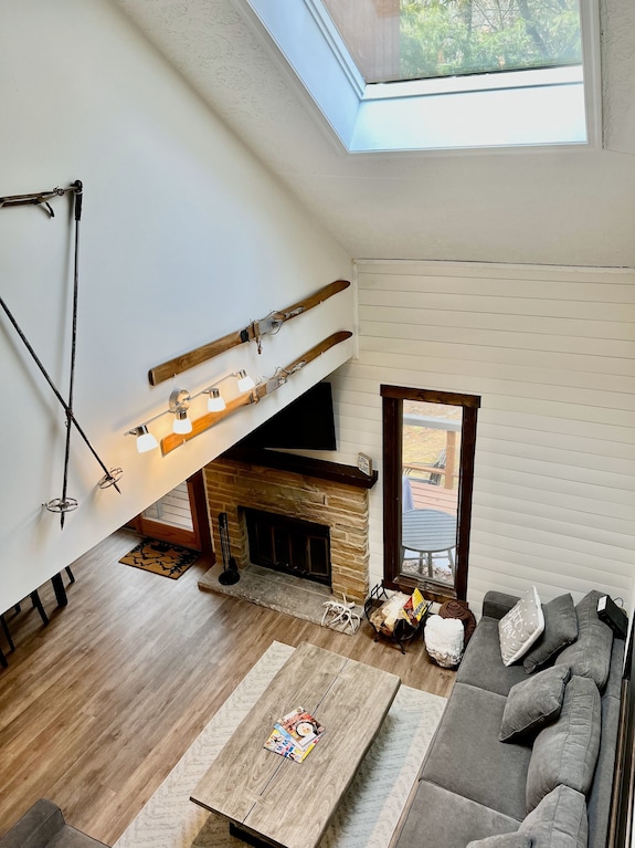 Beautiful, Cozy, All-seasons Mountain/lake Townhome - Pocono Raceway