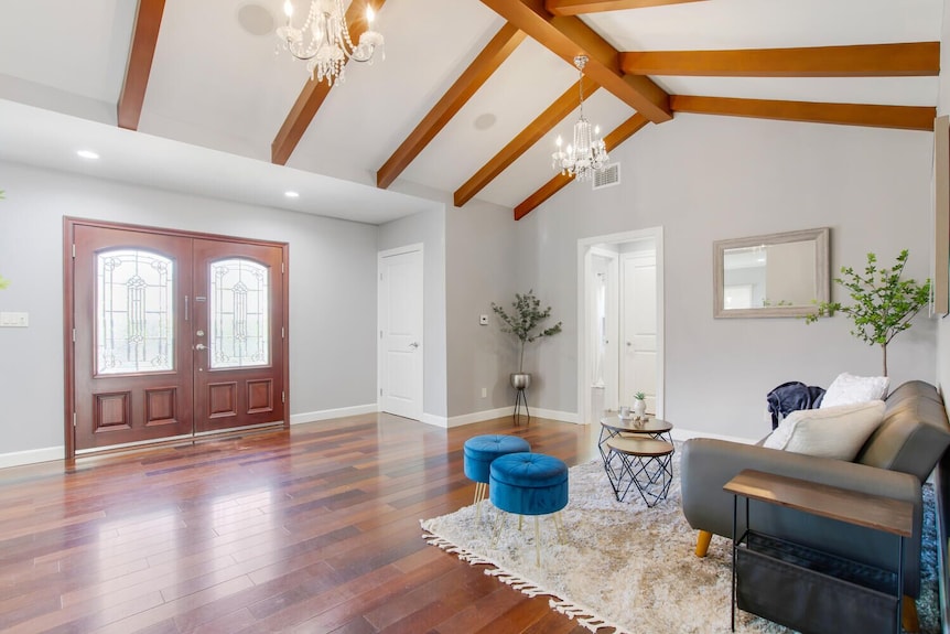 Walk To Famous Ventura Boulevard W/ Pool, Pingpong, Bbq - Beverly Hills