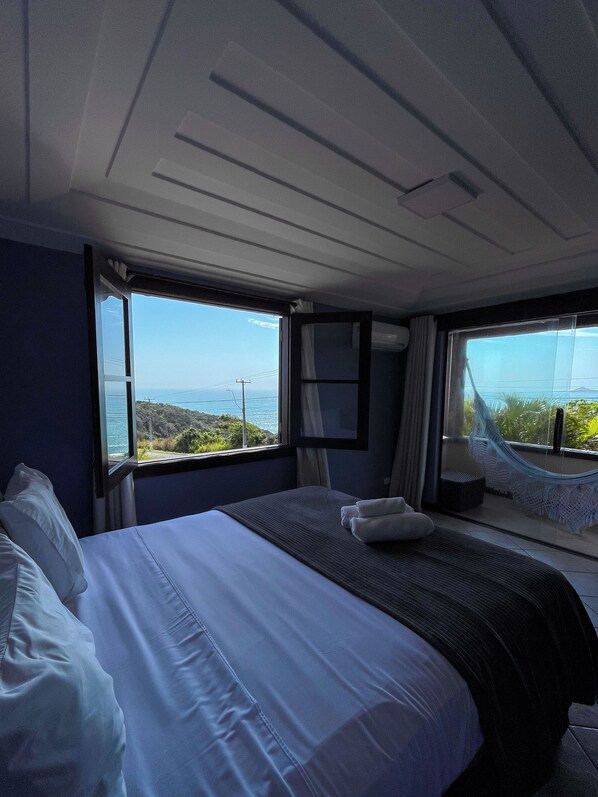 Suite Deluxe | Secretária, Wi-fi grátis