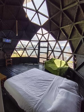Cabana de Madeira Elite | Roupa de cama fornecida 