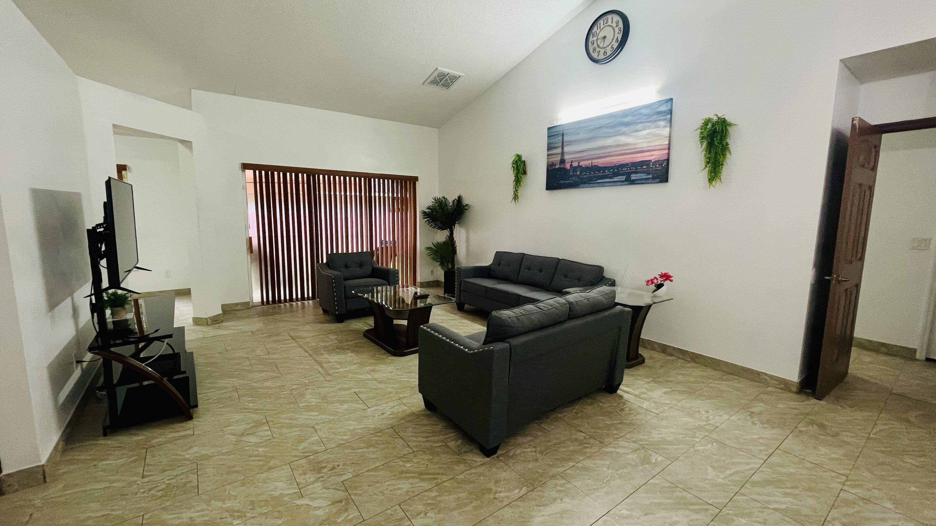 Vacation And Relaxation Home - Deltona, FL