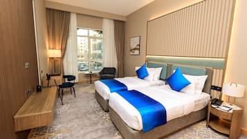 Roupa de alta qualidade, camas de colchão viscoelástico, minibar