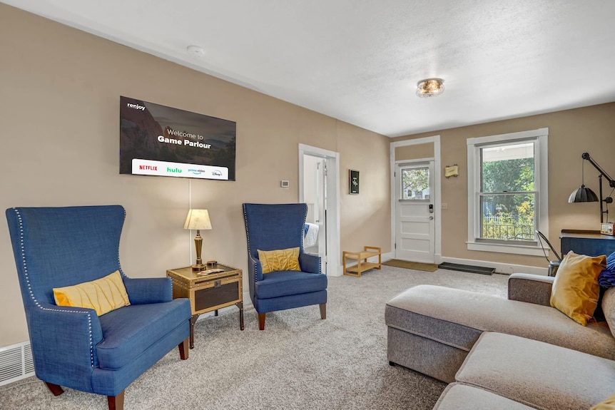 Game Parlour! Downtown Workspace Bbq Fire Pit - 科羅拉多泉