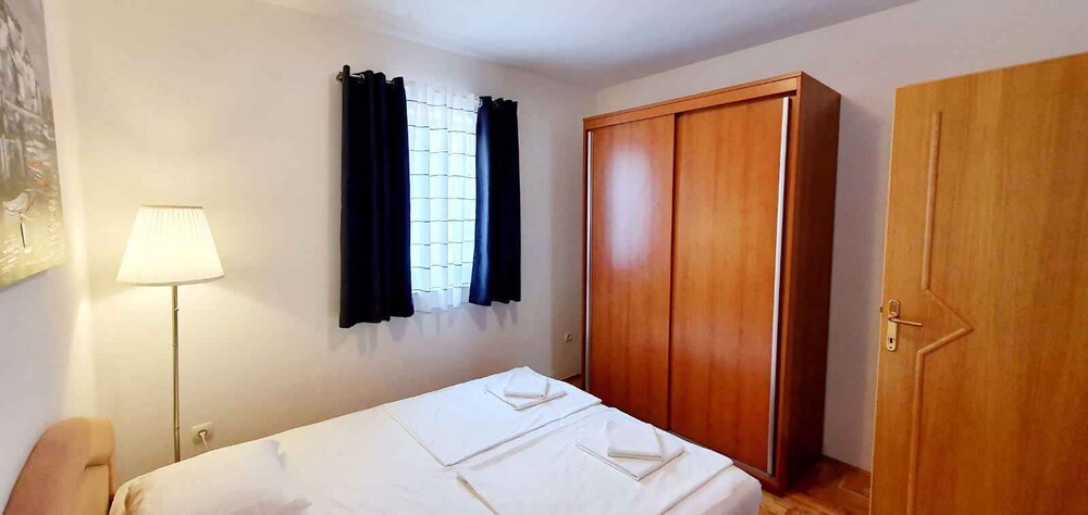 Holiday Apartment With Two Bedrooms - Cres