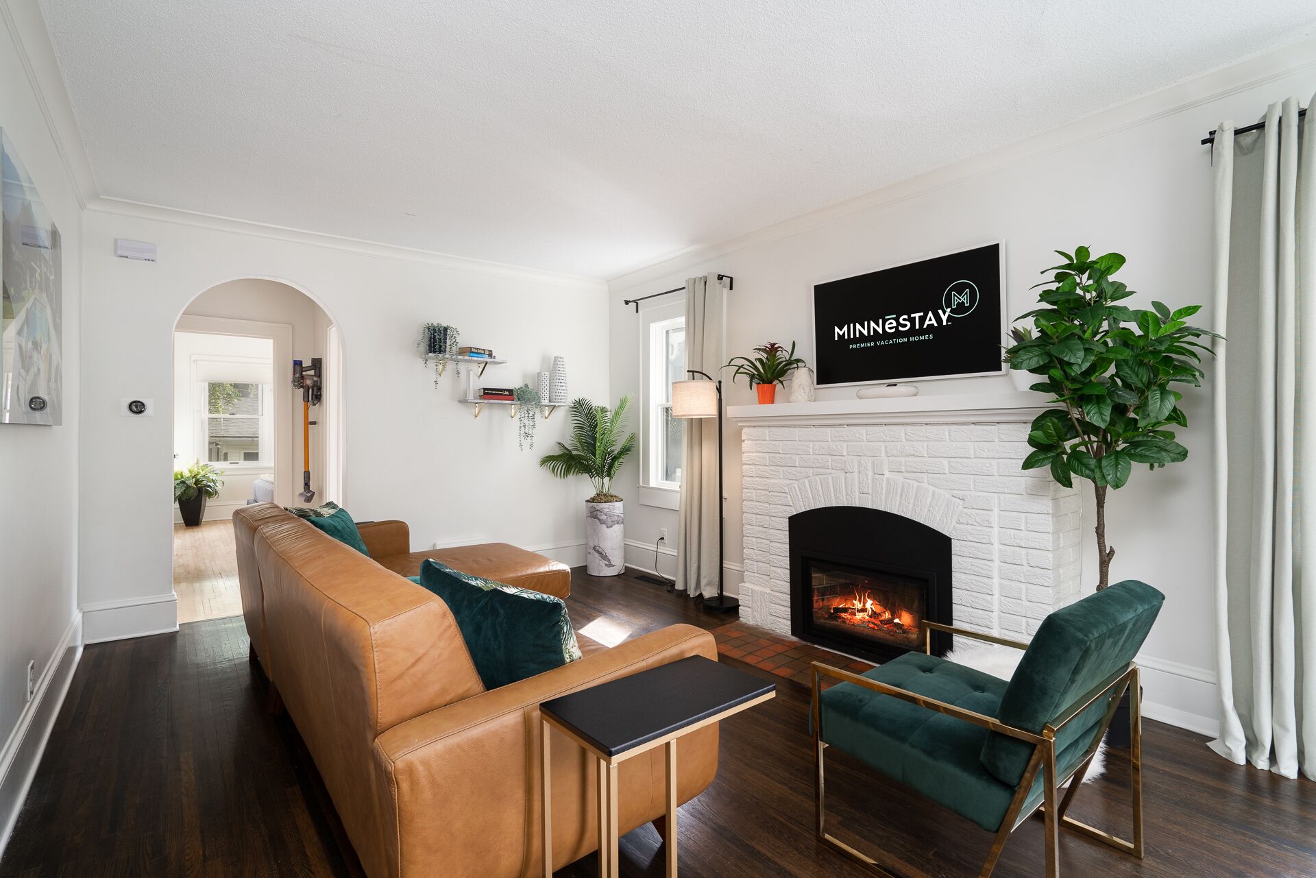 Minnestay* Fulton Gates - Minneapolis, MN