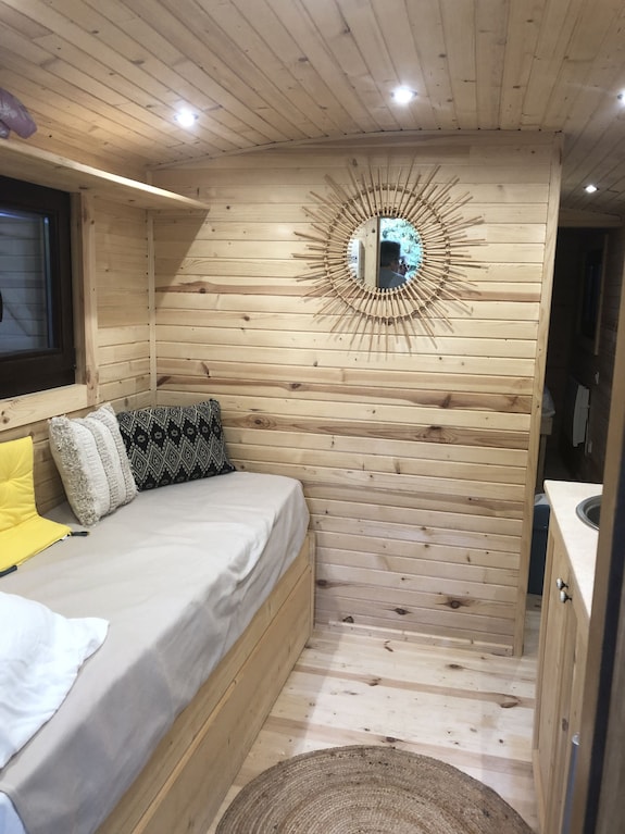 Roulotte "Cecile" Pour Un Séjour Atypique En Roulotte - Paray-le-Monial