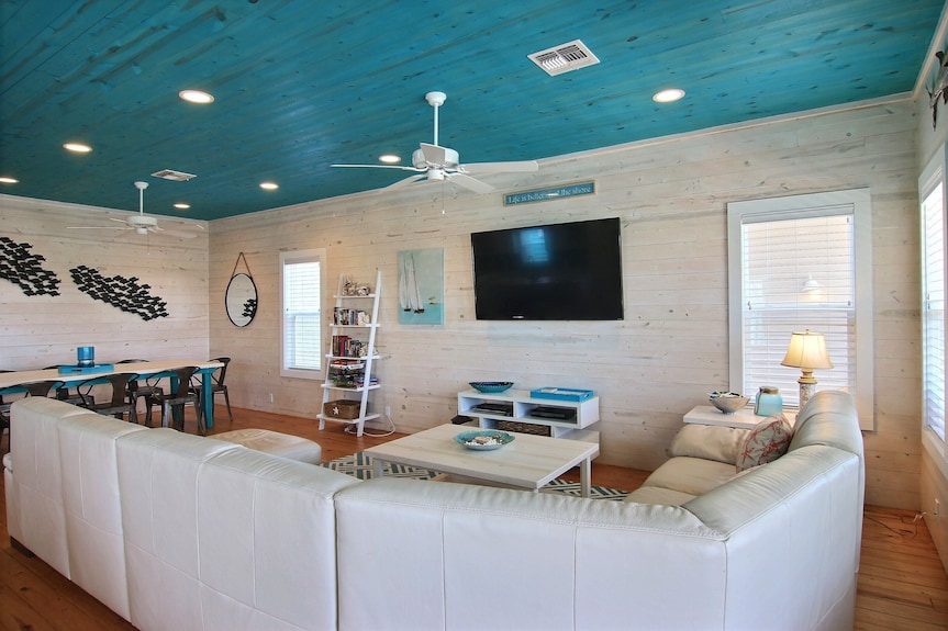 Jumpin' Jellyfish | Perfect Sunset Views - Port Aransas, TX