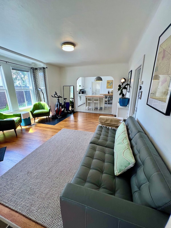 Cozy & Comfy Minutes To Levis, Scu, Tech Co. & Sjc - Cupertino, CA