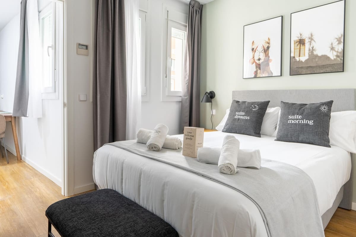 One-Bedroom Apartment | 1 quarto, com decoração personalizada, com mobília individualizada