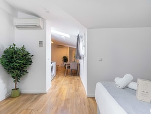 Studio Apartment | 1 quarto, com decoração personalizada, com mobília individualizada 