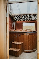 Deluxe Double with Hot Tub | Terraço/pátio