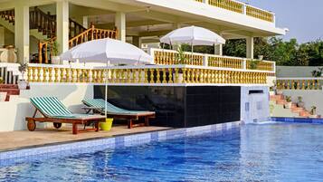 Piscina exterior