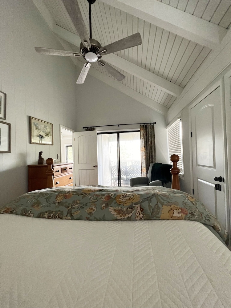 Big Canoe Cottage On Lake Sconti With Water And Golf Course Views - Georgia, GA