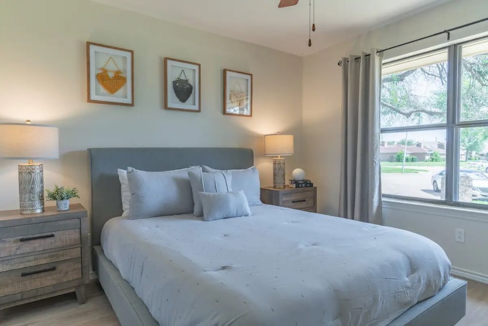 Roomd Magnolia Home King Bed 3 Br 2 Ba - 普萊諾