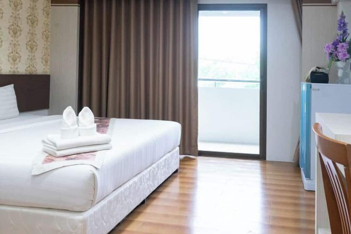 Camas desdobráveis, Wi-fi grátis, roupa de cama fornecida