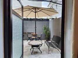 Quarto Duplo Design, pátio | Terraço/pátio interior