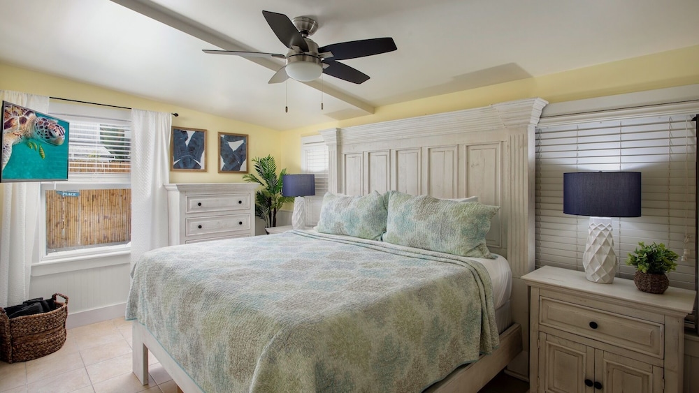 **Queen Of Louisa @ Duval** Home In Old Town & Private Pool + Last Key Services - Key West