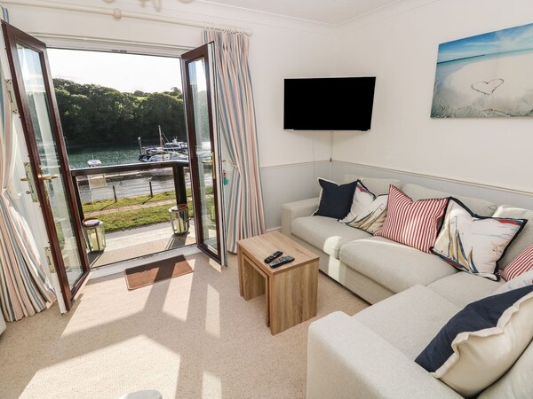 Yacht Haven View - Pembroke Dock