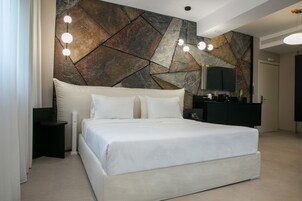 Quarto premium | Roupas de cama premium, edredons de pluma, camas Select Comfort