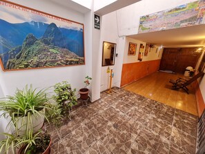 Entrada (vista interior)