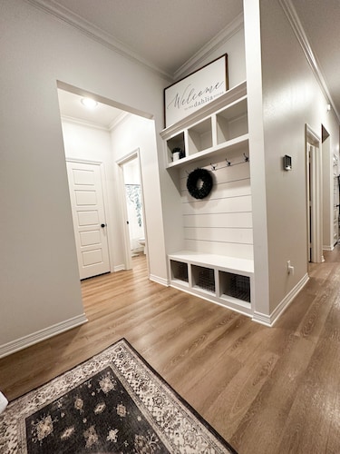 Gorgeous, Cozy & New Build - Tyler, TX