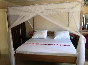 10 quartos, ferro/tábua de engomar, Wi-fi grátis 