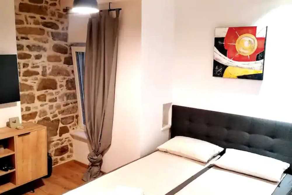 Gg Art (Studio No.9) - Piran
