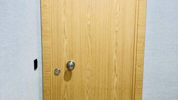 Estúdio | Ferro/tábua de engomar, Wi-fi