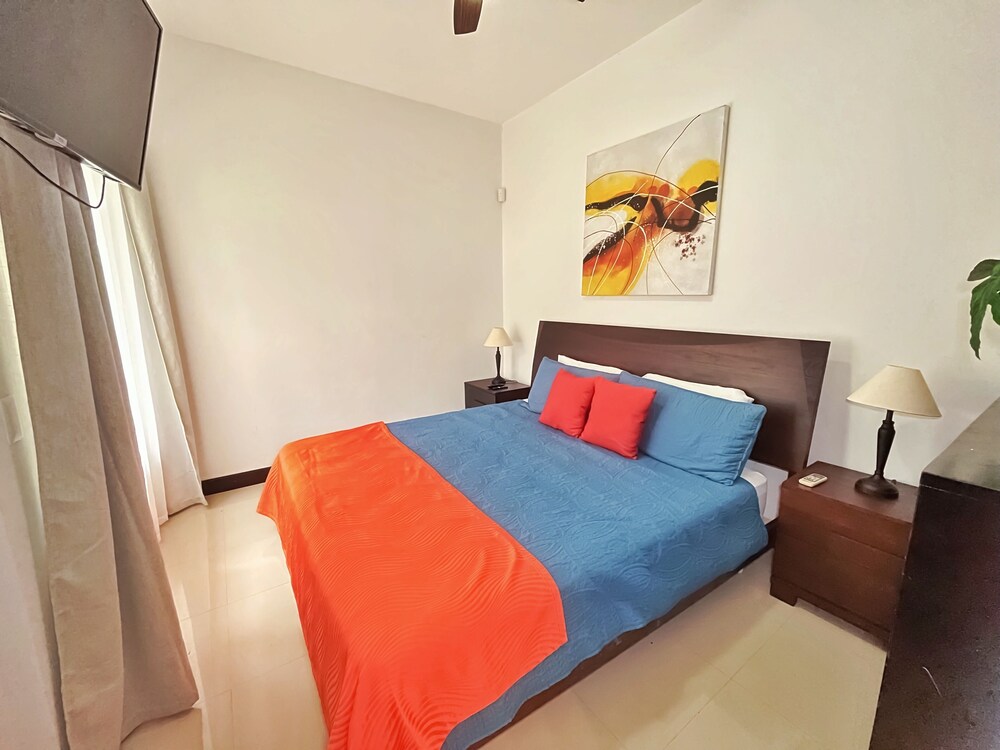 BEACH FRONT HOME, PERFECT FOR FAMILY AND FRIENDS - Junquillal | FeWo-direkt