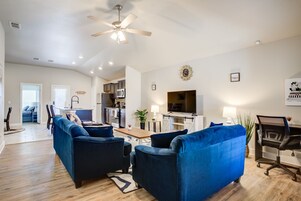 Smart TV de 55 de polegadas com canais digitais, televisor, Netflix 