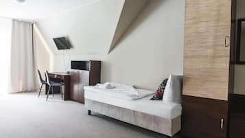 Quarto Familiar | Wi-fi grátis, roupa de cama fornecida