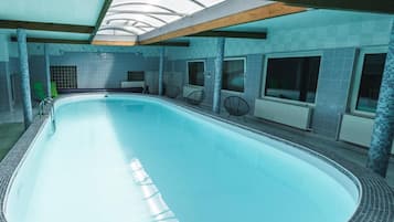 Piscina interior