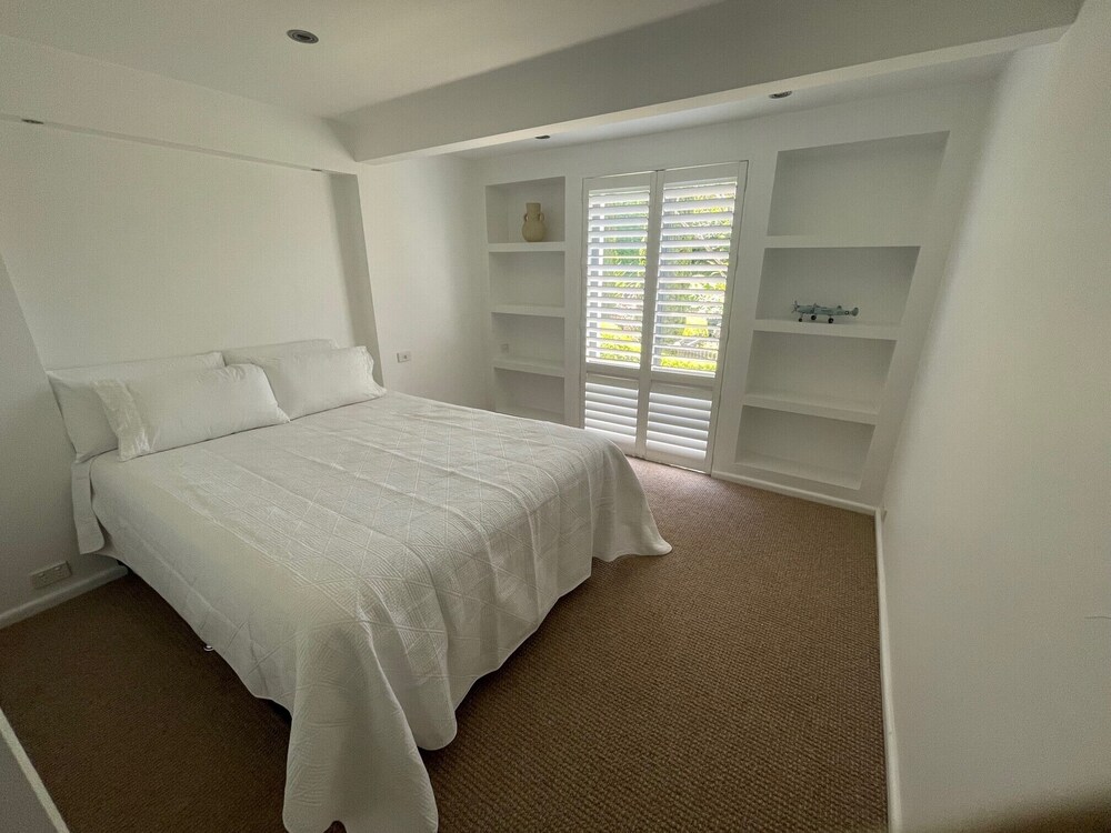 Casa Bella. Mediterranean Inspired Sanctuary With Ocean Views - Avoca Beach