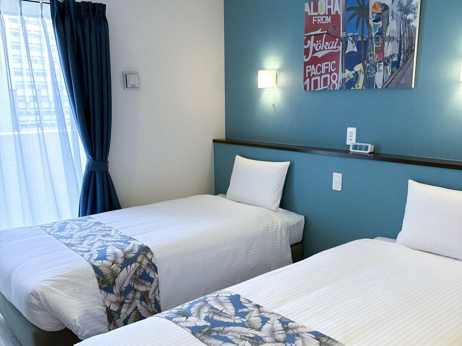 Quarto Twin Básico, 2 camas individuais | Cortinas/cortinados opacos, ferro/tábua de engomar, Wi-fi grátis 