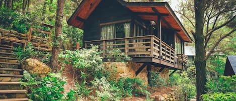 Bangalô luxo | 1 quarto, frigobar, cofres nos quartos, escrivaninha