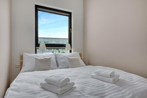 Ferros/tábuas de passar roupa, Wi-Fi de cortesia, roupa de cama